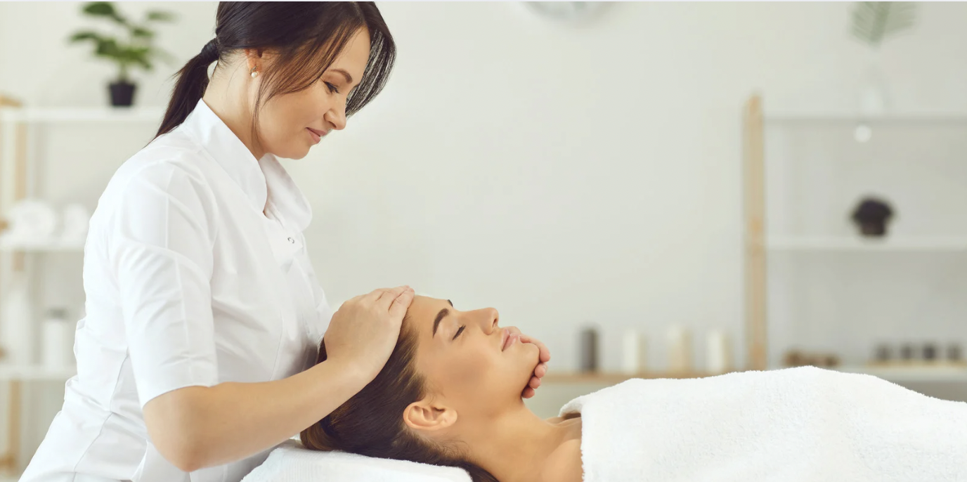 How to Book a Dermatology Appointment in Arlington, Virginia - Dr Yousefi